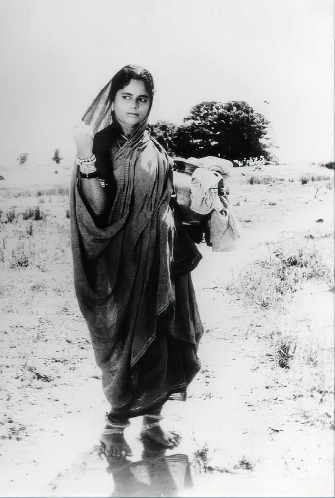 Mrinal Sen’s Matira Manisha – Family at the Crossroads | By Vidyarthy ...