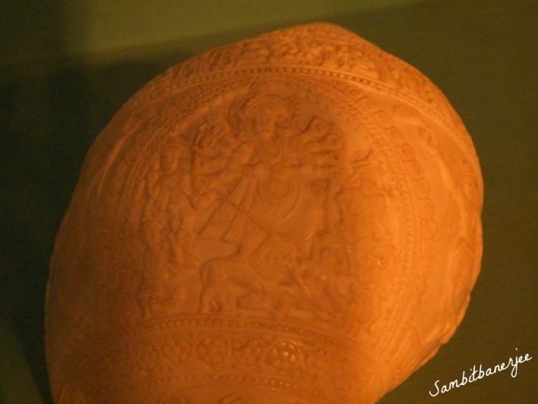 Mahishasuramardini on a Conch Shell (Indian Museum Kolkata) | Learning ...